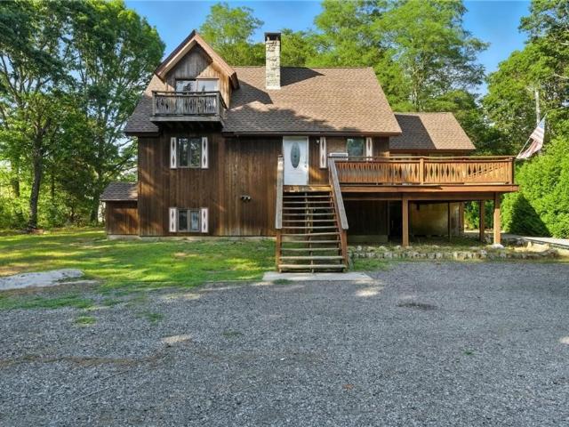 130 South Niantic Drive