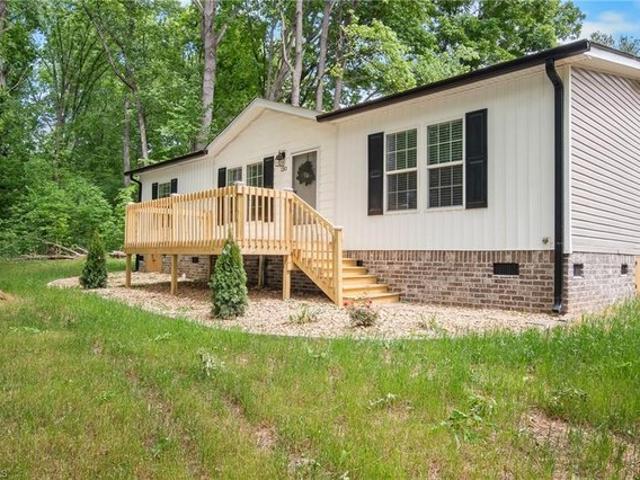 130 Sonora Dr, Advance, NC 27006