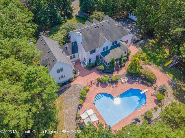 130 Savannah Rd, Jackson, NJ 08527