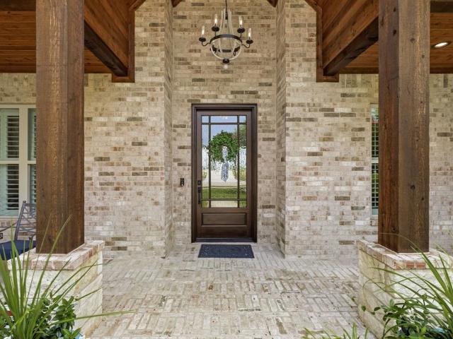 130 Sawgrass Drive