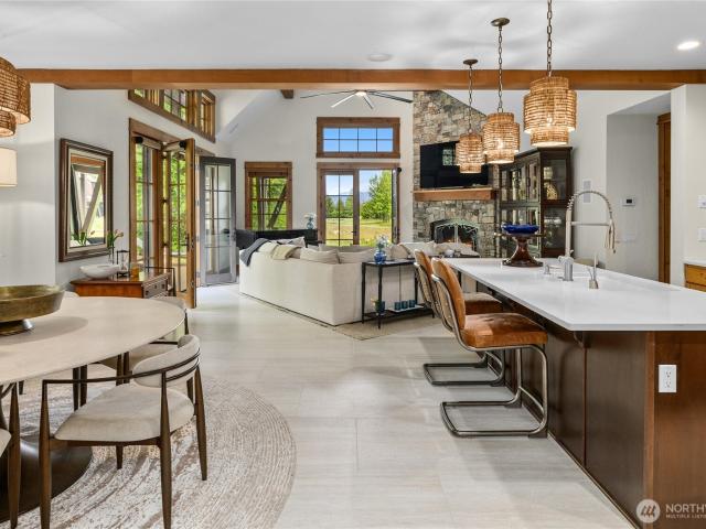 130 Saddle Ridge Loop