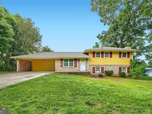 130 Sage Dr, Carrollton, GA 30116