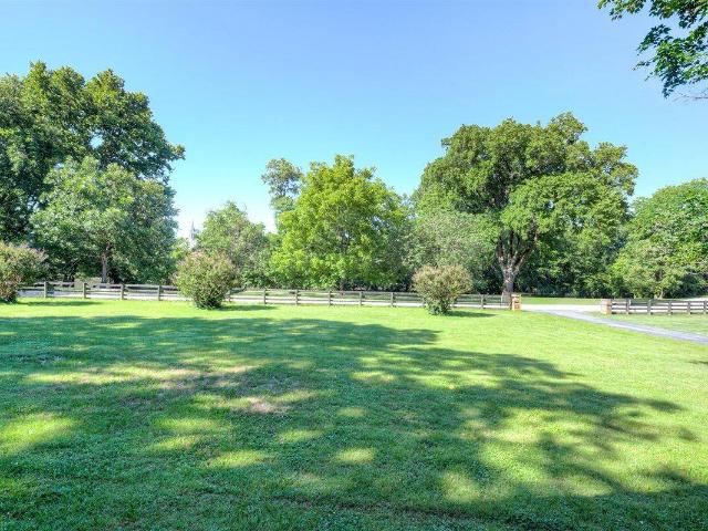 130 Schoolhouse Road