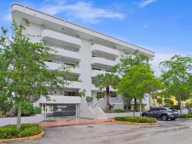 130 Shore Dr S #6C, Miami Beach, FL 33141