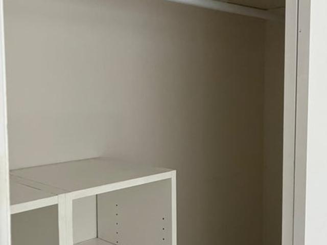 130 sqft beautiful private bedroom