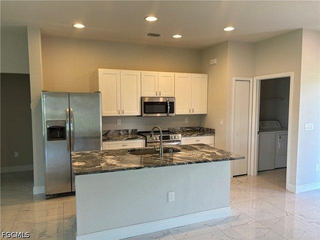 130 SW 37th Ave, Cape Coral, FL 33991