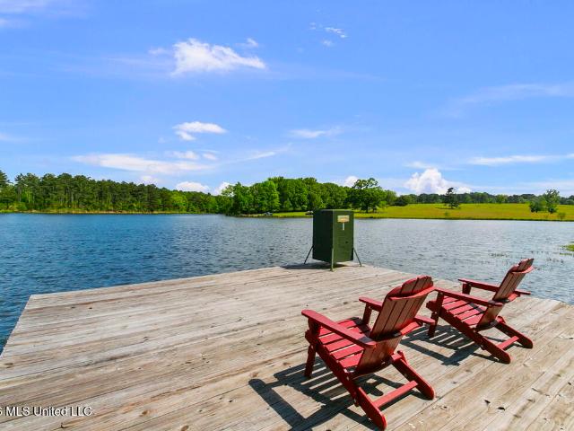 130 Pine Lake Cove