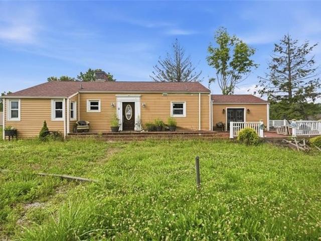 130 Pleasant Ave, Canonsburg, PA 15317