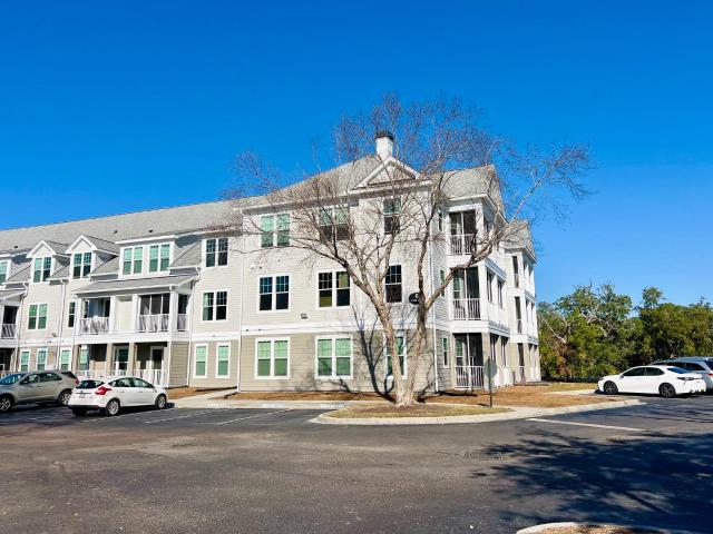 130 River Landing Drive 8101