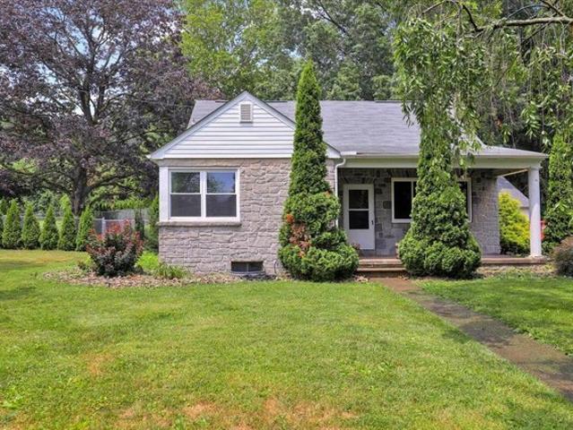 130 W 38th St, Reading, PA 19606