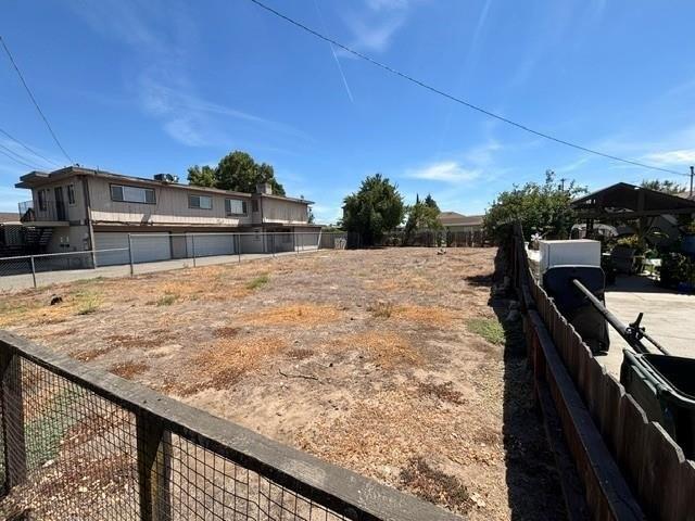 130 W Wetmore St, Manteca, CA 95337