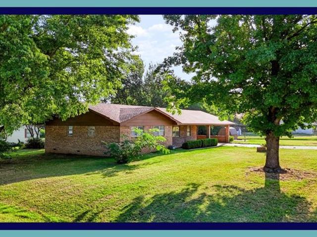130 W Gist Ave, Roff, OK 74865