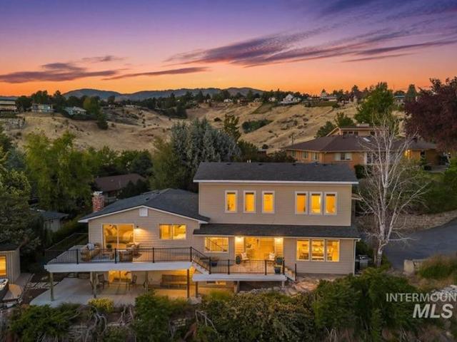 130 W Horizon Dr, Boise, ID 83702