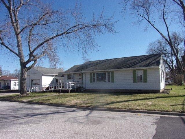 130 W Murphy St, Pontiac, IL 61764