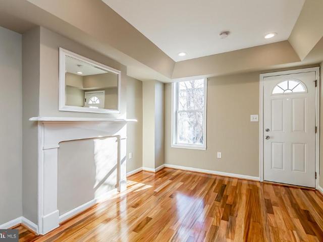 130 W Randall Street