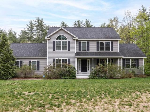 130 W Ridge Cir, Hopkinton, NH 03229