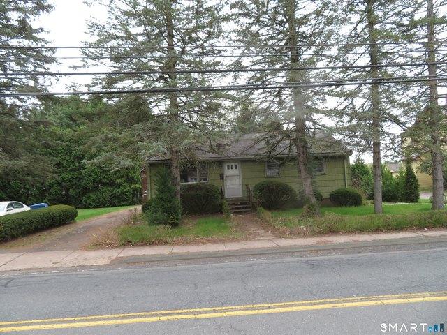 130 Woodland St, Manchester, CT 06042