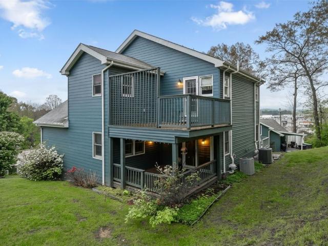 130 Woodridge Ct