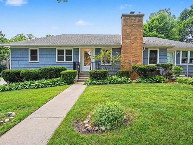 130 Worden Ave, Ann Arbor, MI 48103