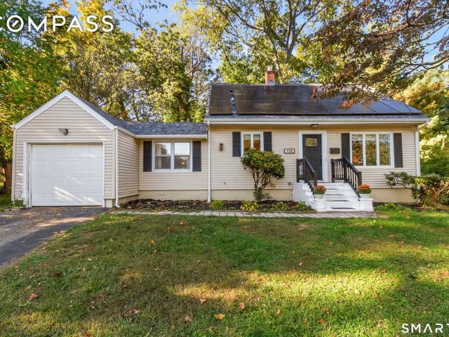 130 Wainwright Pl, Stratford, CT