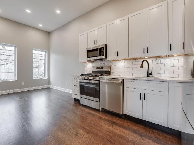130 West Side Ave # 1