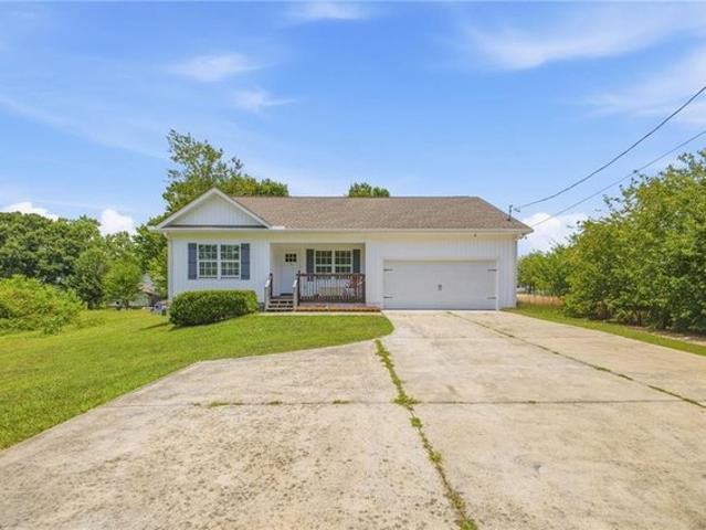 130 Whipporwill Ln SE, Calhoun, GA 30701