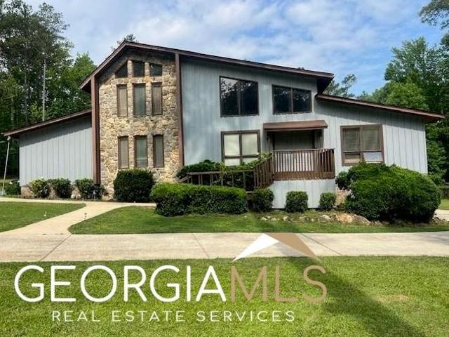 130 Tall Pine Dr, Fayetteville, GA 30214