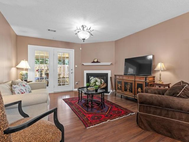 130 Thorn Tree Ln, Columbia, SC 29212