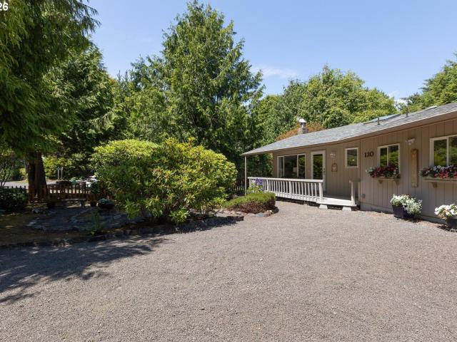 130 tillicum st