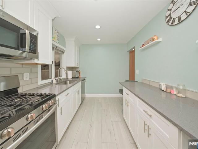 130 Tuella Ave, Elmwood Park, NJ 07407 | MLS #26006 | Compass