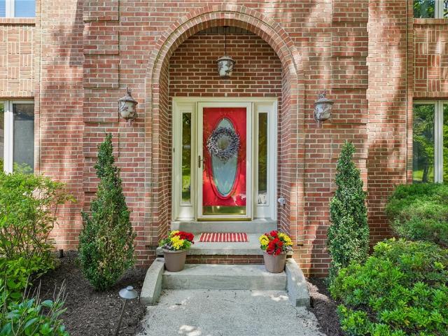 130 Village Dr