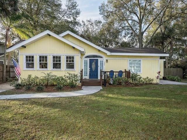 130 Young Pl, Lakeland, FL 33803
