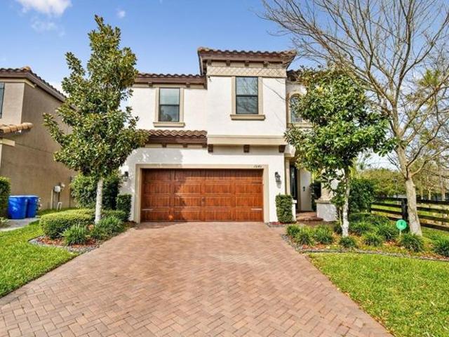 13143 Burns Dr, Odessa, FL 33556