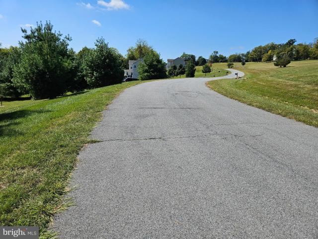 13142 Waterford View Ct, Lovettsville, VA 20180 | MLS #VALO2119 | Compass