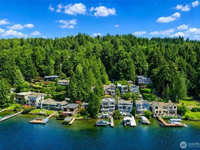 13142 Holmes Point Dr NE, Kirkland, WA 98034