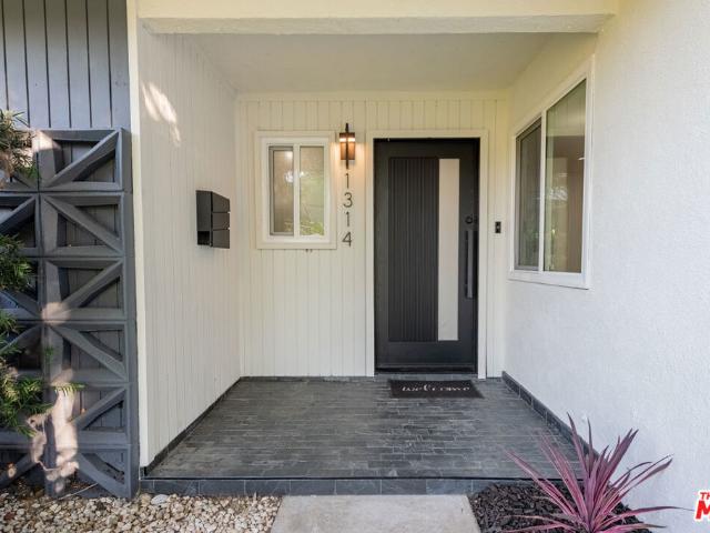 1314 Ameluxen Avenue