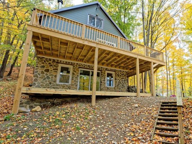 1314 Blue Factory Hill Rd, Cropseyville, NY 12052