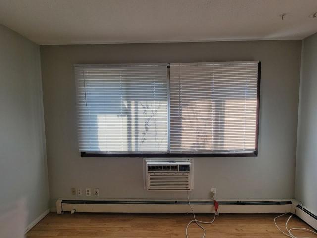 1314 Community 1 Bedroom Apartment for Rent at 1314 West 28th Street, Minneapolis, MN 55408 Lowry Hill East