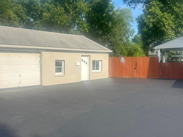 1314 Dahl Rd