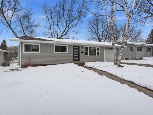 1314 Debra Ln, Madison, WI 53704