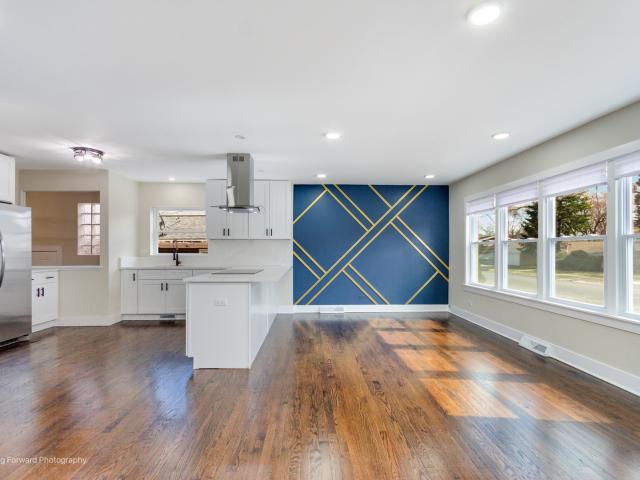 1314 E 151st Street