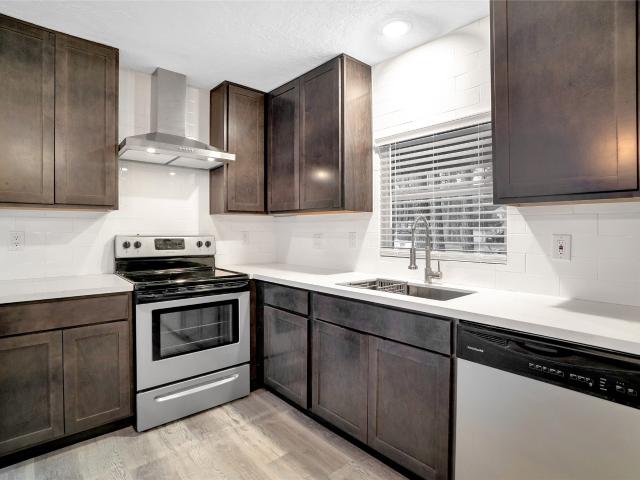 1314 E Red Cedar Circle