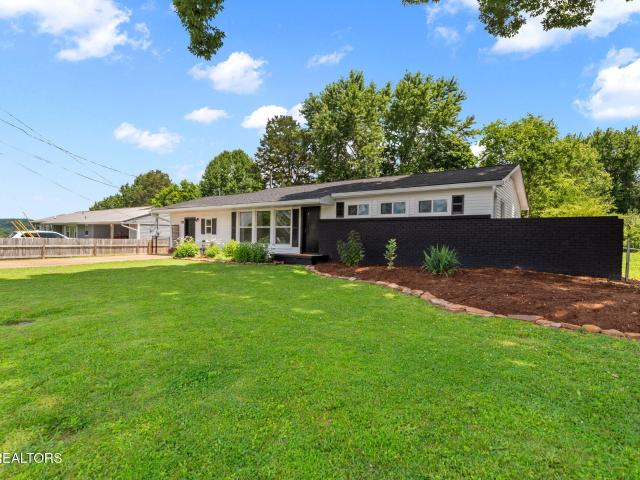 1314 E Walnut Grove Drive