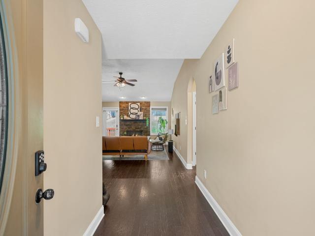 1314 Hand Dr