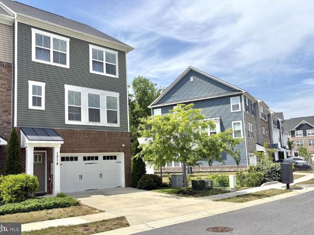 1314 Hawk Hollow Drive