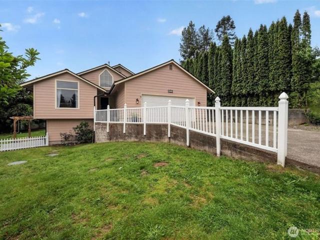1314 Starlite Ct E, Lacey, WA 98503