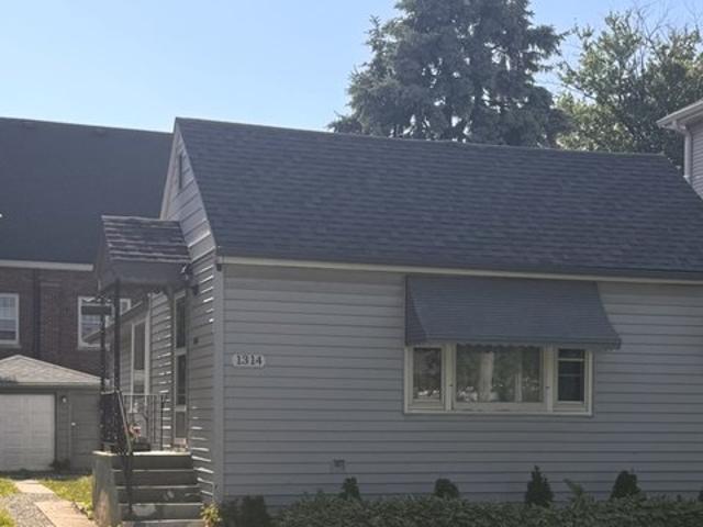 1314 S Cora St, Des Plaines, IL 60018