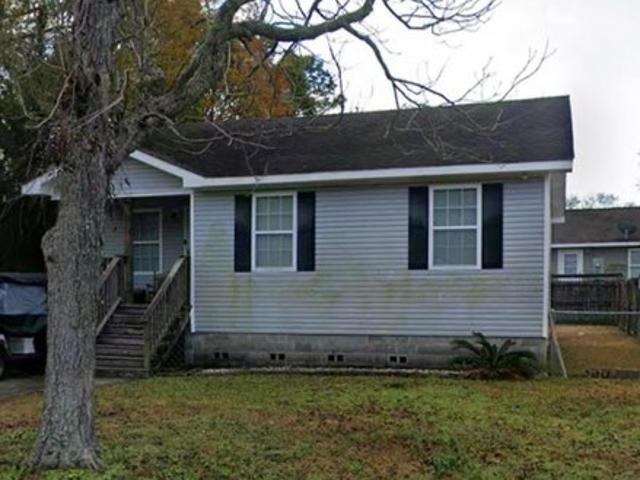 1314 School Ave, Pascagoula, MS 39567