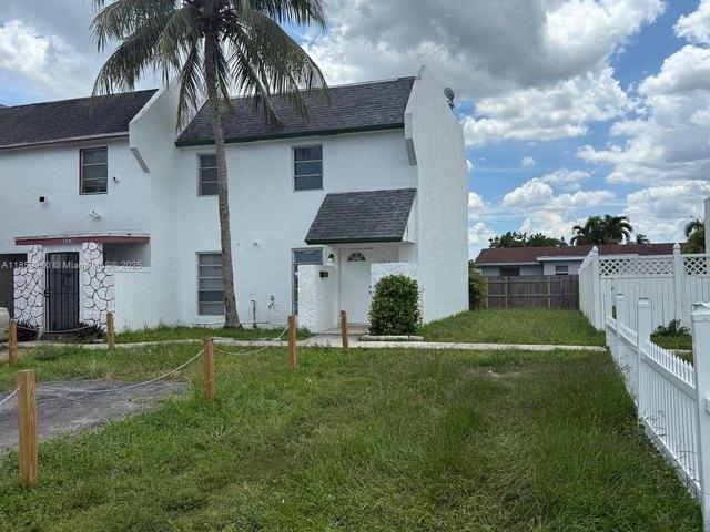 1314 Silverado, North Lauderdale, FL 33068