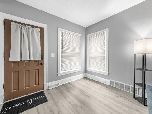 1314 W 110th Street